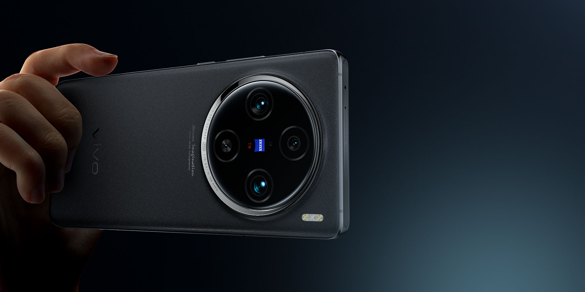 vivo X100 Pro-ZEISS 1-inch Main Camera+vivo V3 Chip | vivo Europe